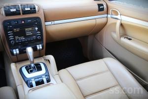 Brown Porsche Cayenne 2009 in Riga, with an engine capacity of 3.60 L and mileage of 187 thousand km for 8995 €, photo 11 on AUTOMOTO.COM.LV