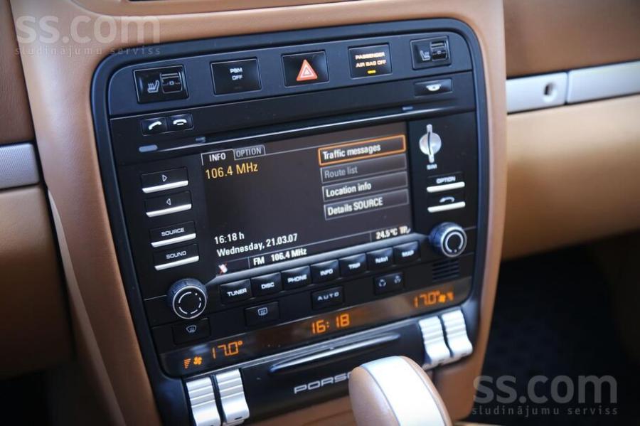 Brown Porsche Cayenne 2009 in Riga, with an engine capacity of 3.60 L and mileage of 187 thousand km for 8995 €, photo 21 on AUTOMOTO.COM.LV