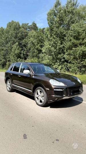 Brown Porsche Cayenne 2009 in Vilnius, with an engine capacity of 2.97 L and mileage of 228 thousand km for 9500 €, photo 8 on AUTOMOTO.COM.LV