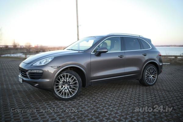 Brūns Porsche Cayenne 2010 Tallina, ar dzinēja tilpumu 4.80 L un nobraukumu 269 tūkst. km par 13900 €, foto 3 vietnē AUTOMOTO.COM.LV