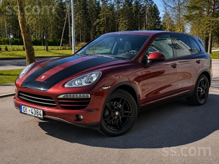 Brown Porsche Cayenne 2011 in Riga, with an engine capacity of 3.00 L and mileage of 272 thousand km for 12600 €, photo 1 on AUTOMOTO.COM.LV