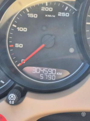 Brūns Porsche Cayenne 2011 Kauņa, ar dzinēja tilpumu 2.97 L un nobraukumu 300 tūkst. km par 12500 €, foto 15 vietnē AUTOMOTO.COM.LV