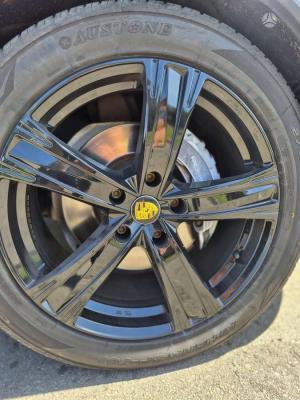 Brūns Porsche Cayenne 2011 Kauņa, ar dzinēja tilpumu 2.97 L un nobraukumu 300 tūkst. km par 12500 €, foto 19 vietnē AUTOMOTO.COM.LV