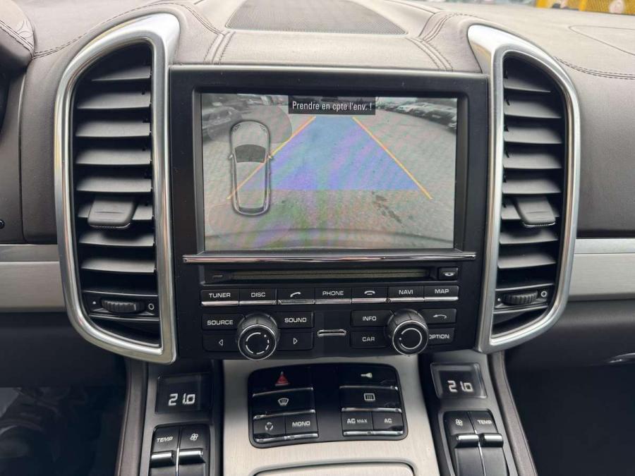 Brown Porsche Cayenne 2011 in Taurage, with an engine capacity of 2.97 L and mileage of 440 thousand km for 10600 €, photo 13 on AUTOMOTO.COM.LV