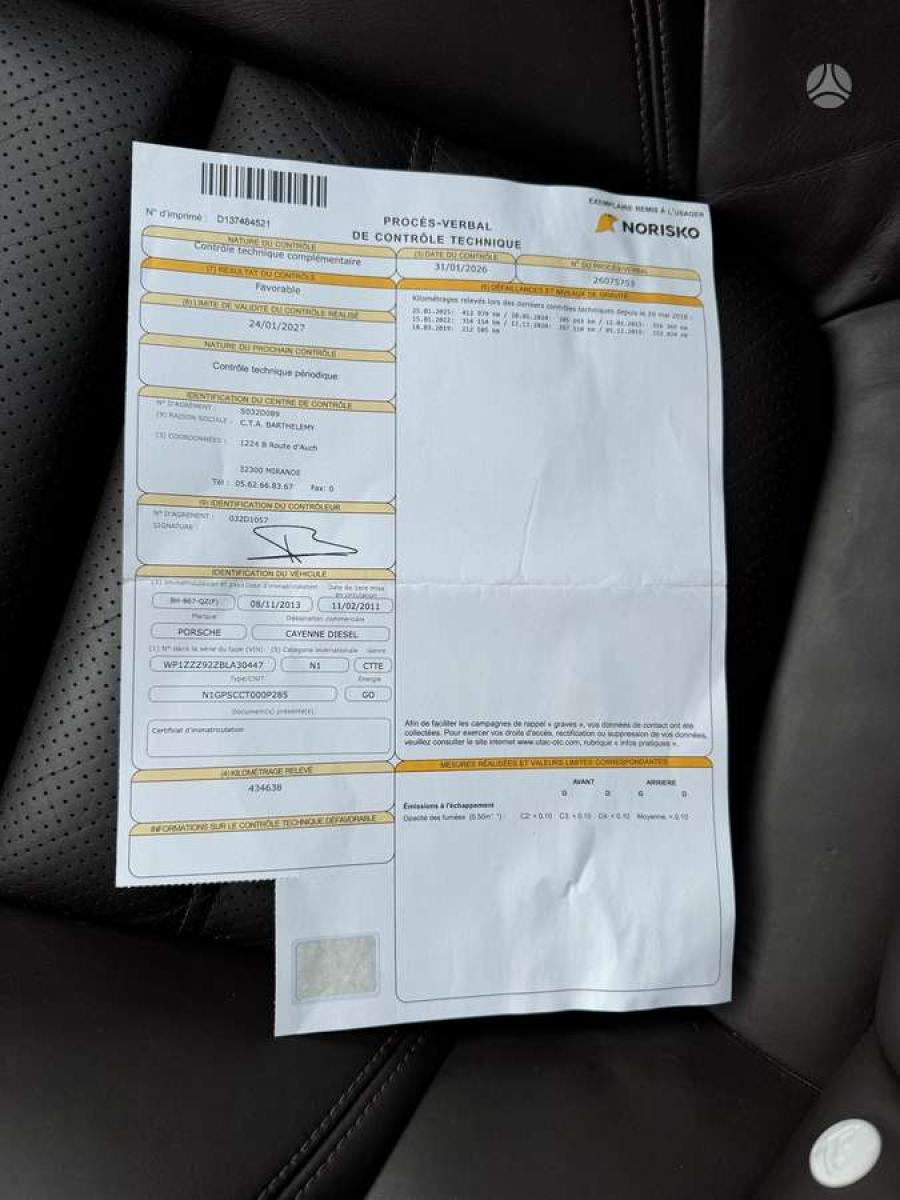 Brown Porsche Cayenne 2011 in Taurage, with an engine capacity of 2.97 L and mileage of 440 thousand km for 10600 €, photo 20 on AUTOMOTO.COM.LV
