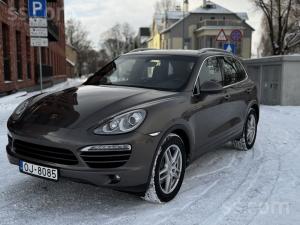 Brown Porsche Cayenne 2012 in Riga, with an engine capacity of 3.00 L and mileage of 0 thousand km for 15800 €, photo  on AUTOMOTO.COM.LV