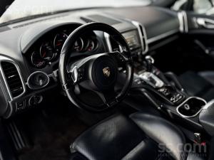 Brūns Porsche Cayenne 2012 Rīga, ar dzinēja tilpumu 3.00 L un nobraukumu 0 tūkst. km par 15800 €, foto 7 vietnē AUTOMOTO.COM.LV