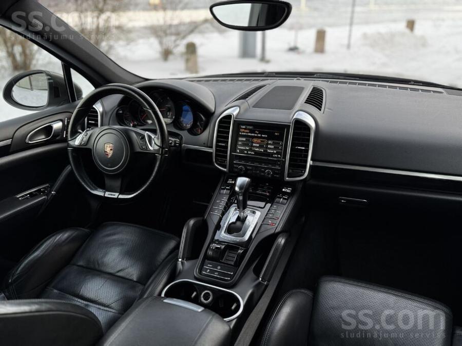 Brūns Porsche Cayenne 2012 Rīga, ar dzinēja tilpumu 3.00 L un nobraukumu 0 tūkst. km par 15800 €, foto 10 vietnē AUTOMOTO.COM.LV