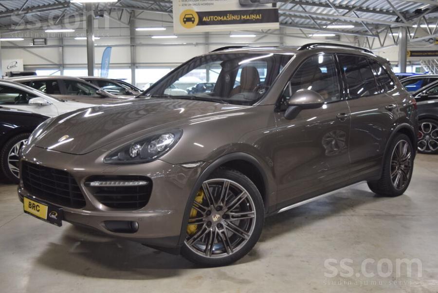 Brown Porsche Cayenne 2012 in Riga, with an engine capacity of 4.80 L and mileage of 212 thousand km for 16900 €, photo 1 on AUTOMOTO.COM.LV