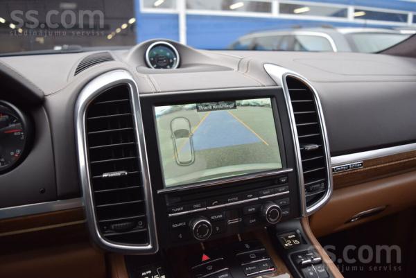 Brūns Porsche Cayenne 2012 Rīga, ar dzinēja tilpumu 4.80 L un nobraukumu 212 tūkst. km par 16900 €, foto 6 vietnē AUTOMOTO.COM.LV