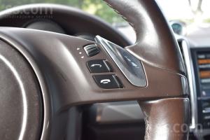 Brūns Porsche Cayenne 2012 Kuldīga, ar dzinēja tilpumu 3.00 L un nobraukumu 0 tūkst. km par 13700 €, foto 18 vietnē AUTOMOTO.COM.LV