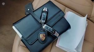 Brown Porsche Cayenne 2013 in Taurage, with an engine capacity of 2.97 L and mileage of 203 thousand km for 14300 €, photo 15 on AUTOMOTO.COM.LV