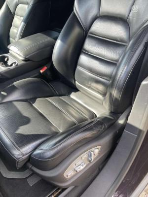 Brown Porsche Cayenne 2013 in Vilnius, with an engine capacity of 4.13 L and mileage of 290 thousand km for 18150 €, photo 16 on AUTOMOTO.COM.LV