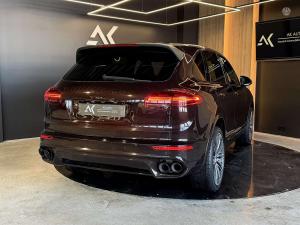 Brūns Porsche Cayenne 2014 Kauņa, ar dzinēja tilpumu 4.13 L un nobraukumu 297 tūkst. km par 28990 €, foto 11 vietnē AUTOMOTO.COM.LV
