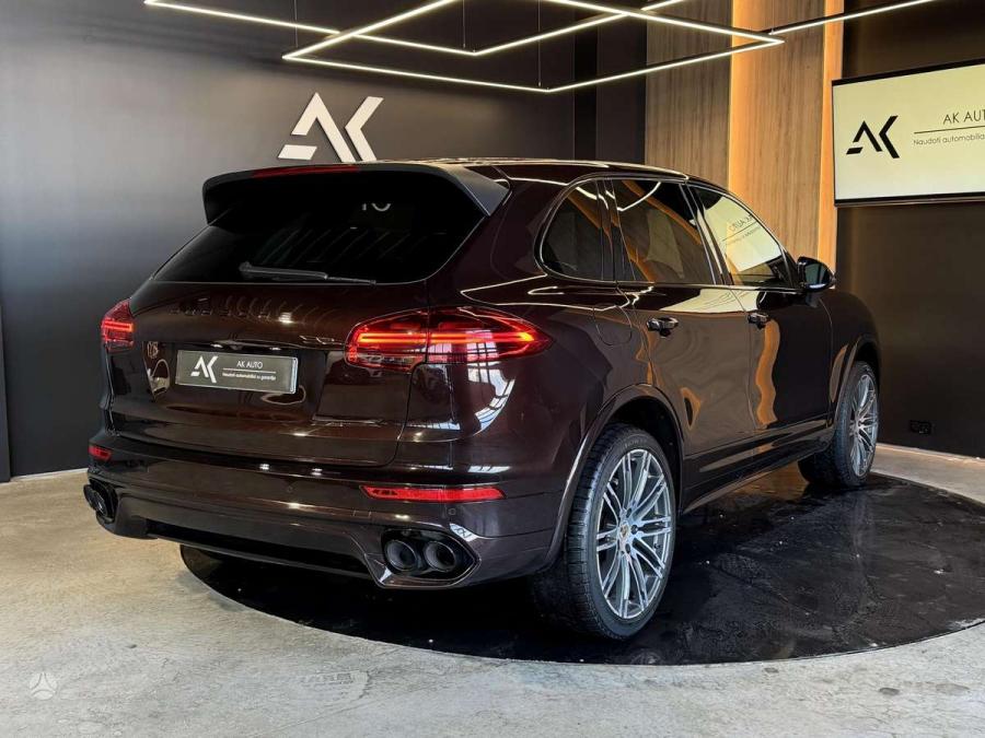 Brūns Porsche Cayenne 2014 Kauņa, ar dzinēja tilpumu 4.13 L un nobraukumu 297 tūkst. km par 28990 €, foto 12 vietnē AUTOMOTO.COM.LV