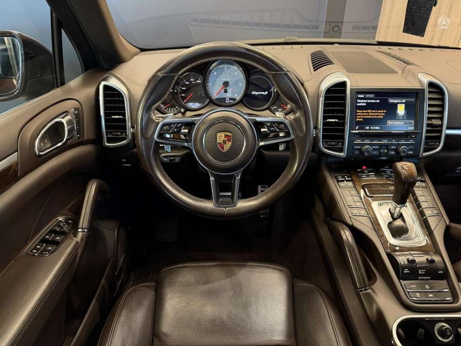 Brūns Porsche Cayenne 2014 Kauņa, ar dzinēja tilpumu 4.13 L un nobraukumu 297 tūkst. km par 28990 €, foto 15 vietnē AUTOMOTO.COM.LV