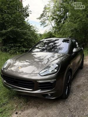 Brūns Porsche Cayenne 2014 Kauņa, ar dzinēja tilpumu 3.00 L un nobraukumu 240 tūkst. km par 22000 €, foto 4 vietnē AUTOMOTO.COM.LV