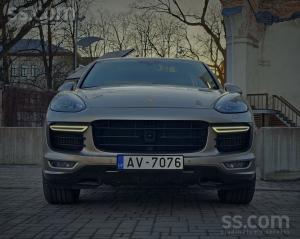 Brūns Porsche Cayenne 2015 Jelgava, ar dzinēja tilpumu 3.60 L un nobraukumu 215 tūkst. km par 25900 €, foto 3 vietnē AUTOMOTO.COM.LV