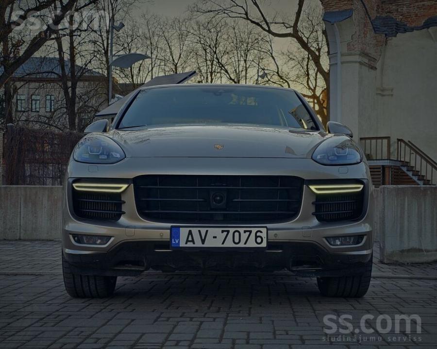 Brūns Porsche Cayenne 2015 Jelgava, ar dzinēja tilpumu 3.60 L un nobraukumu 215 tūkst. km par 25900 €, foto 3 vietnē AUTOMOTO.COM.LV
