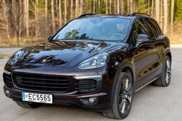 Brūns Porsche Cayenne 2015 Klaipėda, ar dzinēja tilpumu 3.00 L un nobraukumu 168 tūkst. km par 19999 €, foto 2 vietnē AUTOMOTO.COM.LV
