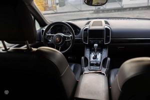 Brūns Porsche Cayenne 2015 Klaipėda, ar dzinēja tilpumu 3.00 L un nobraukumu 168 tūkst. km par 19999 €, foto 9 vietnē AUTOMOTO.COM.LV