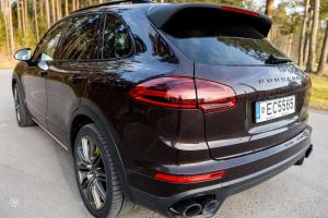 Brūns Porsche Cayenne 2015 Klaipėda, ar dzinēja tilpumu 3.00 L un nobraukumu 168 tūkst. km par 19999 €, foto 12 vietnē AUTOMOTO.COM.LV