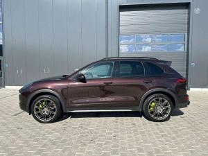 Brown Porsche Cayenne 2015 in Klaipeda, with an engine capacity of 3.00 L and mileage of 170 thousand km for 18000 €, photo 26 on AUTOMOTO.COM.LV