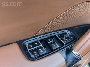 Brown Porsche Cayenne 2016 in Riga, with an engine capacity of 4.20 L and mileage of 202 thousand km for 26990 €, photo 15 on AUTOMOTO.COM.LV