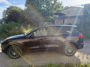 Brūns Porsche Cayenne 2017 Klaipėda, ar dzinēja tilpumu 2.97 L un nobraukumu 160 tūkst. km par 28800 €, foto 5 vietnē AUTOMOTO.COM.LV