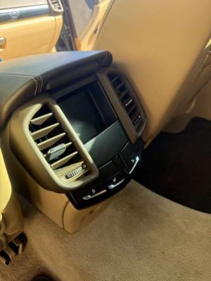 Brūns Porsche Cayenne 2017 Klaipėda, ar dzinēja tilpumu 2.97 L un nobraukumu 160 tūkst. km par 28800 €, foto 17 vietnē AUTOMOTO.COM.LV
