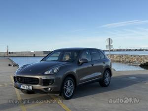Brūns Porsche Cayenne 2017 Tallina, ar dzinēja tilpumu 3.00 L un nobraukumu 96 tūkst. km par 29000 €, foto 10 vietnē AUTOMOTO.COM.LV