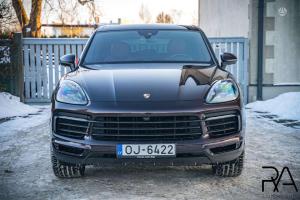 Brūns Porsche Cayenne 2018 Rīga, ar dzinēja tilpumu 2.89 L un nobraukumu 109 tūkst. km par 46990 €, foto 2 vietnē AUTOMOTO.COM.LV