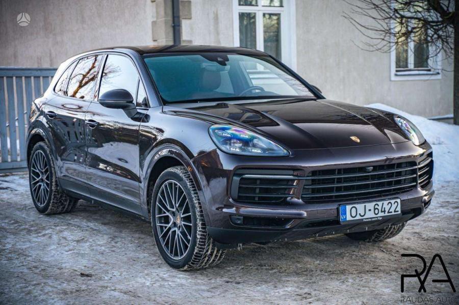 Brūns Porsche Cayenne 2018 Rīga, ar dzinēja tilpumu 2.89 L un nobraukumu 109 tūkst. km par 46990 €, foto 3 vietnē AUTOMOTO.COM.LV