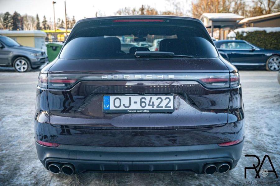 Brūns Porsche Cayenne 2018 Rīga, ar dzinēja tilpumu 2.89 L un nobraukumu 109 tūkst. km par 46990 €, foto 5 vietnē AUTOMOTO.COM.LV