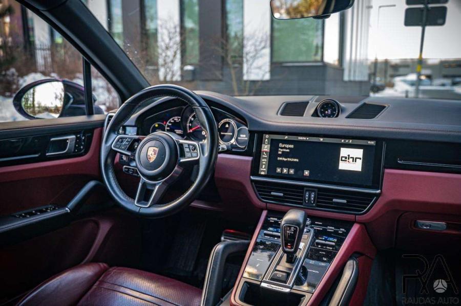 Brūns Porsche Cayenne 2018 Rīga, ar dzinēja tilpumu 2.89 L un nobraukumu 109 tūkst. km par 46990 €, foto 9 vietnē AUTOMOTO.COM.LV