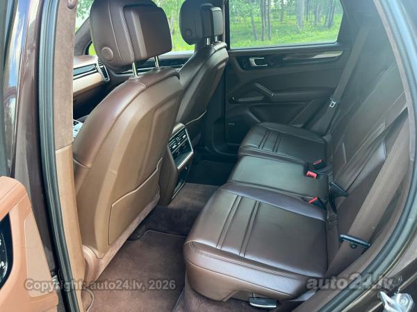Коричневый Порше Каен 2018 в Таллин, объемом двигателя 2.90 л и пробегом 152 тыс. км за 38900 €, фото 11 на AUTOMOTO.COM.LV