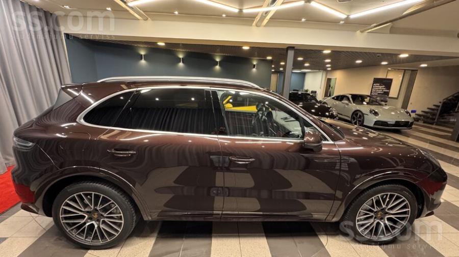 Brūns Porsche Cayenne 2019 Rīga, ar dzinēja tilpumu 2.90 L un nobraukumu 71 tūkst. km par 56990 €, foto 4 vietnē AUTOMOTO.COM.LV