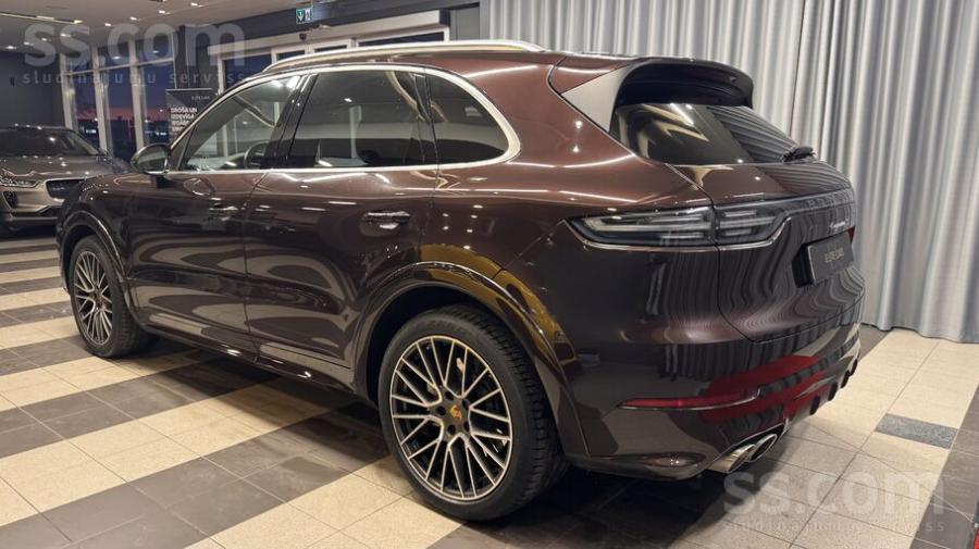 Brūns Porsche Cayenne 2019 Rīga, ar dzinēja tilpumu 2.90 L un nobraukumu 71 tūkst. km par 56990 €, foto 7 vietnē AUTOMOTO.COM.LV