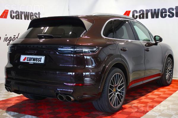 Brown Porsche Cayenne 2019 in Riga, with an engine capacity of 2.90 L and mileage of 71 thousand km for 54500 €, photo 4 on AUTOMOTO.COM.LV