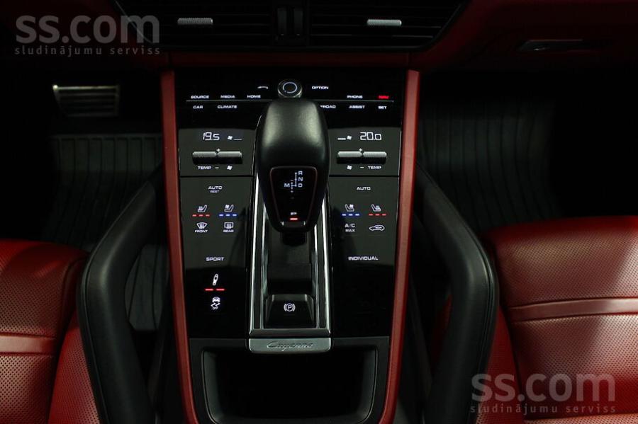 Brūns Porsche Cayenne 2019 Rīga, ar dzinēja tilpumu 2.90 L un nobraukumu 71 tūkst. km par 54500 €, foto 22 vietnē AUTOMOTO.COM.LV