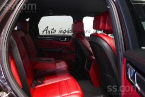 Brūns Porsche Cayenne 2019 Rīga, ar dzinēja tilpumu 2.90 L un nobraukumu 71 tūkst. km par 54500 €, foto 26 vietnē AUTOMOTO.COM.LV