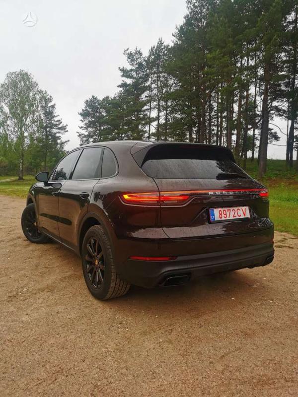 Brūns Porsche Cayenne 2019 Klaipėda, ar dzinēja tilpumu 3.00 L un nobraukumu 168 tūkst. km par 38900 €, foto 7 vietnē AUTOMOTO.COM.LV