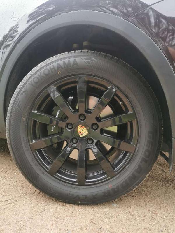 Brūns Porsche Cayenne 2019 Klaipėda, ar dzinēja tilpumu 3.00 L un nobraukumu 168 tūkst. km par 38900 €, foto 8 vietnē AUTOMOTO.COM.LV