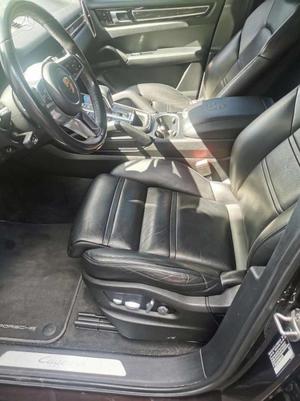 Brūns Porsche Cayenne 2019 Klaipėda, ar dzinēja tilpumu 3.00 L un nobraukumu 168 tūkst. km par 38900 €, foto 9 vietnē AUTOMOTO.COM.LV