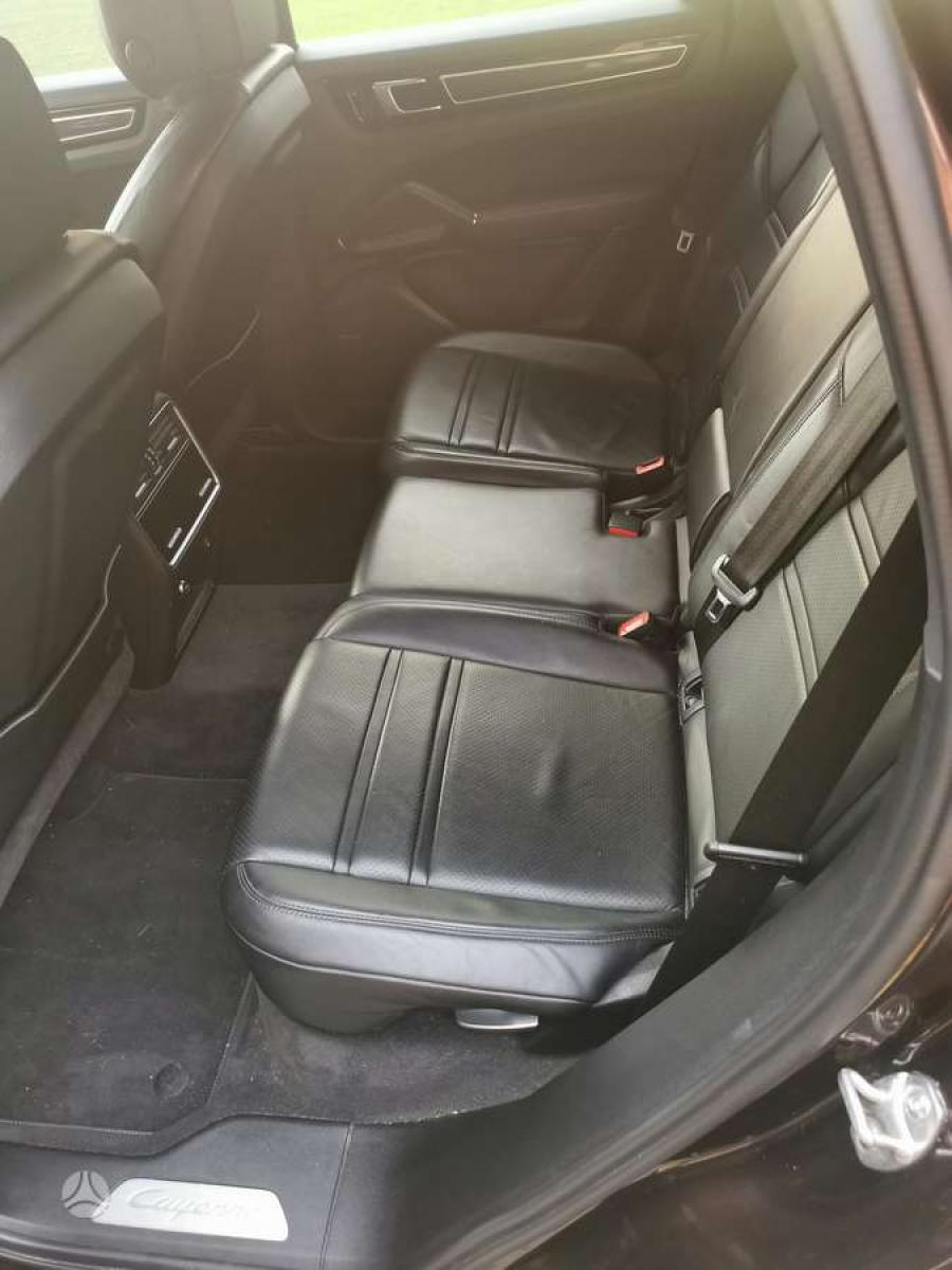 Brūns Porsche Cayenne 2019 Klaipėda, ar dzinēja tilpumu 3.00 L un nobraukumu 168 tūkst. km par 38900 €, foto 11 vietnē AUTOMOTO.COM.LV