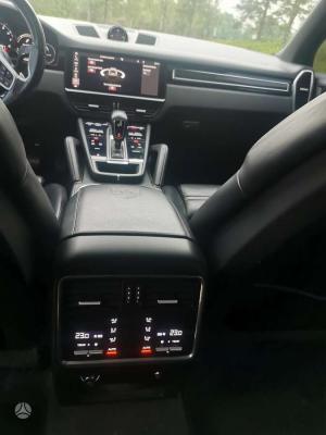 Brūns Porsche Cayenne 2019 Klaipėda, ar dzinēja tilpumu 3.00 L un nobraukumu 168 tūkst. km par 38900 €, foto 16 vietnē AUTOMOTO.COM.LV