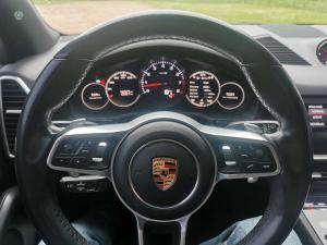 Brūns Porsche Cayenne 2019 Klaipėda, ar dzinēja tilpumu 3.00 L un nobraukumu 168 tūkst. km par 38900 €, foto 23 vietnē AUTOMOTO.COM.LV