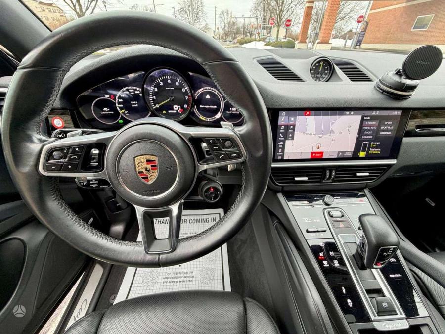 Brown Porsche Cayenne 2019 in Vilnius, with an engine capacity of 3.00 L and mileage of 110 thousand km for 53000 €, photo 21 on AUTOMOTO.COM.LV