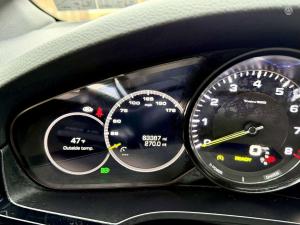 Brown Porsche Cayenne 2019 in Vilnius, with an engine capacity of 3.00 L and mileage of 110 thousand km for 53000 €, photo 23 on AUTOMOTO.COM.LV