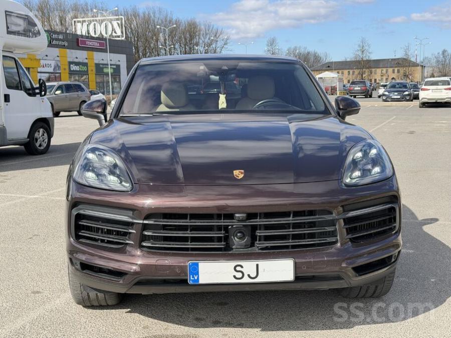Brūns Porsche Cayenne 2020 Rīga, ar dzinēja tilpumu 3.00 L un nobraukumu 75 tūkst. km par 62900 €, foto 4 vietnē AUTOMOTO.COM.LV